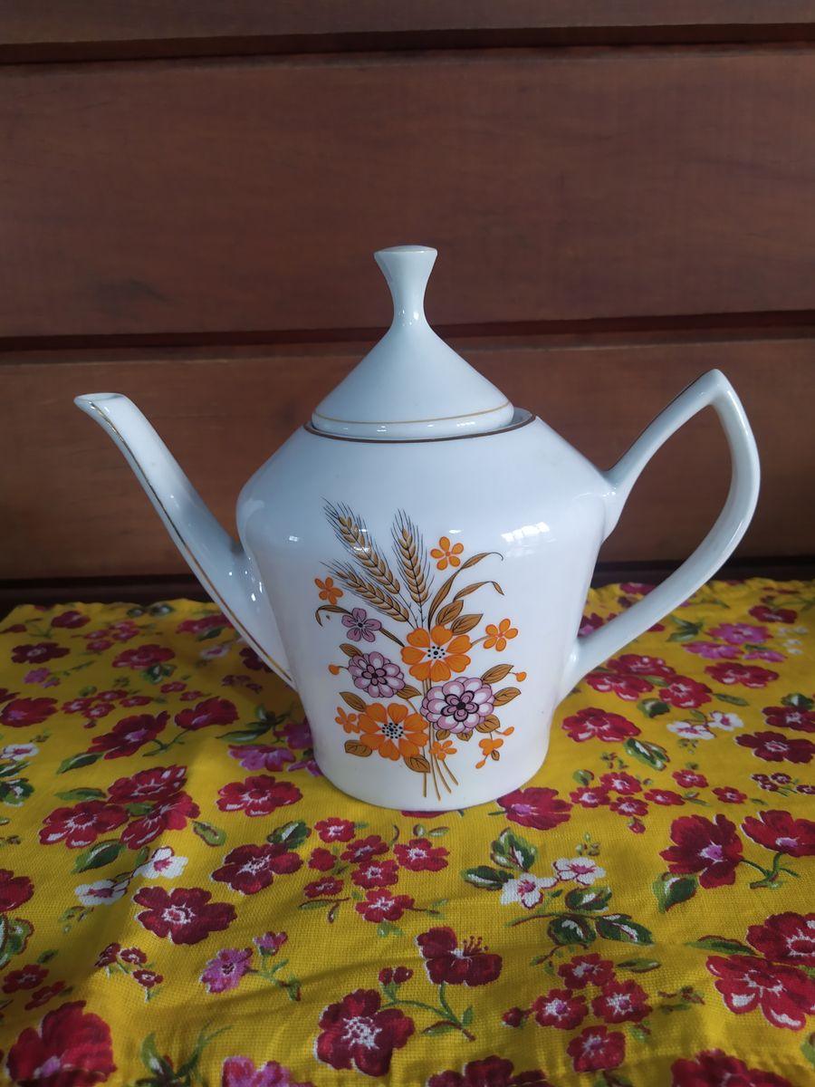 Bule Antigo | Móvel de Cozinha Pozani Usado 76261886 | enjoei