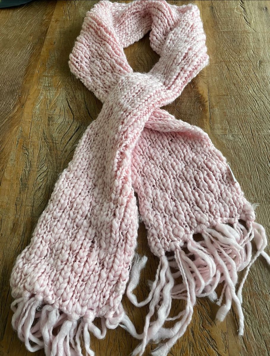 Cachecol Cor de Rosa | Lenço Feminino Lojas Renner Usado 71244303 | enjoei