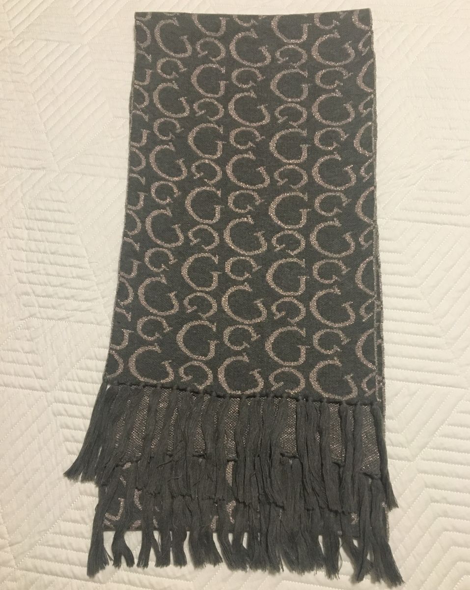 Cachecol Quentinho Guess, | Lenço Feminino Guess Usado 65500892 | enjoei