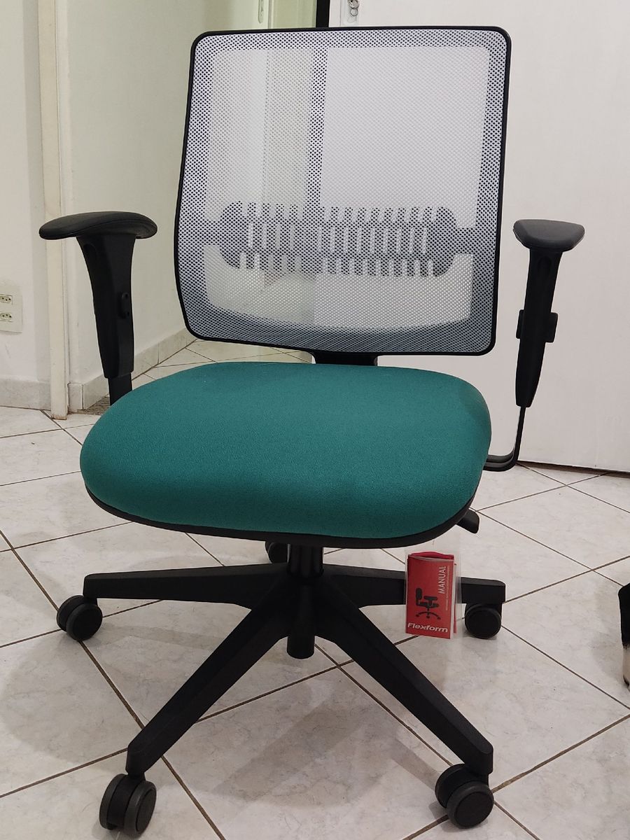 Cadeira de Escritório Ergonômica Uni Me Flexform | Cadeira Flexform ...