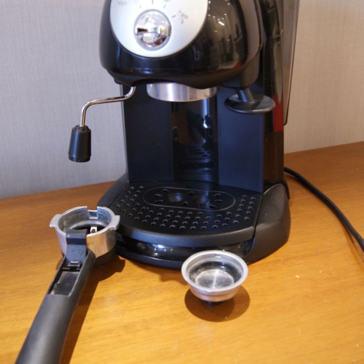 Cafeteira De'longhi Ec200.cdb | Eletrodoméstico De' Longhi Usado ...