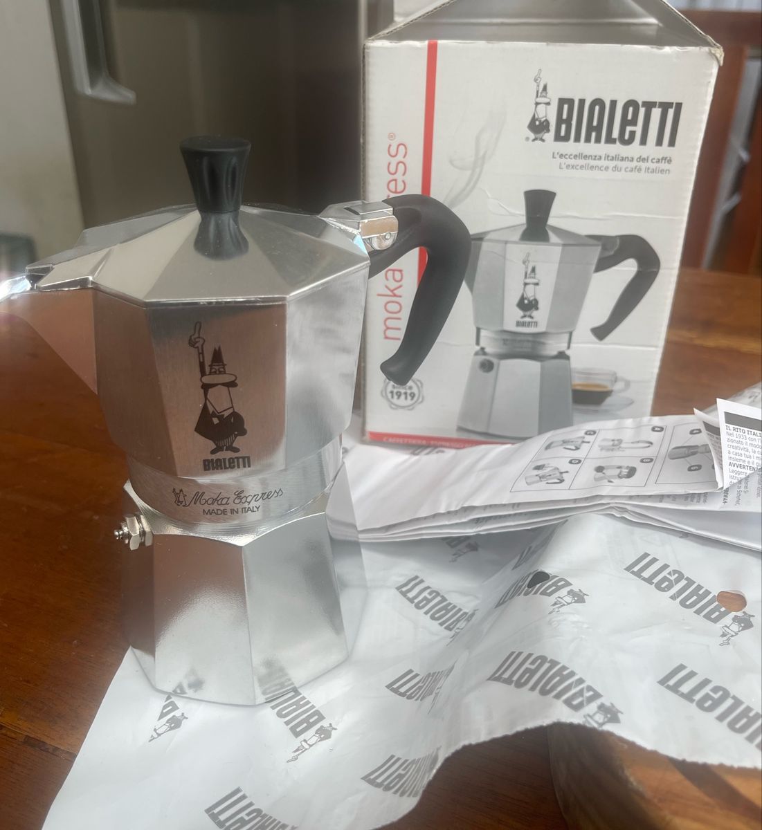 Cafeteira Italiana Moca Express Bialetti | Móvel de Cozinha Bialetti ...