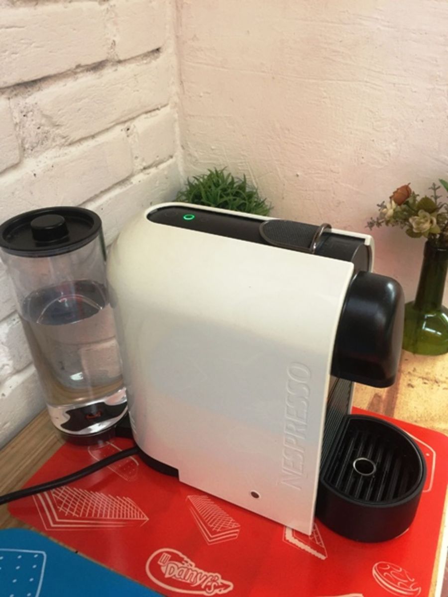 Cafeteira Nespresso C50 220v | Eletrodoméstico Nespresso Usado 20887643 ...