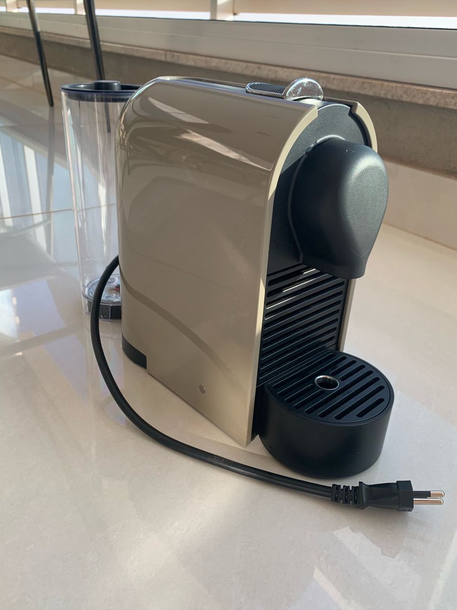 Cafeteira Nespresso C50 | Móvel de Cozinha Nespresso Usado 55429315 ...