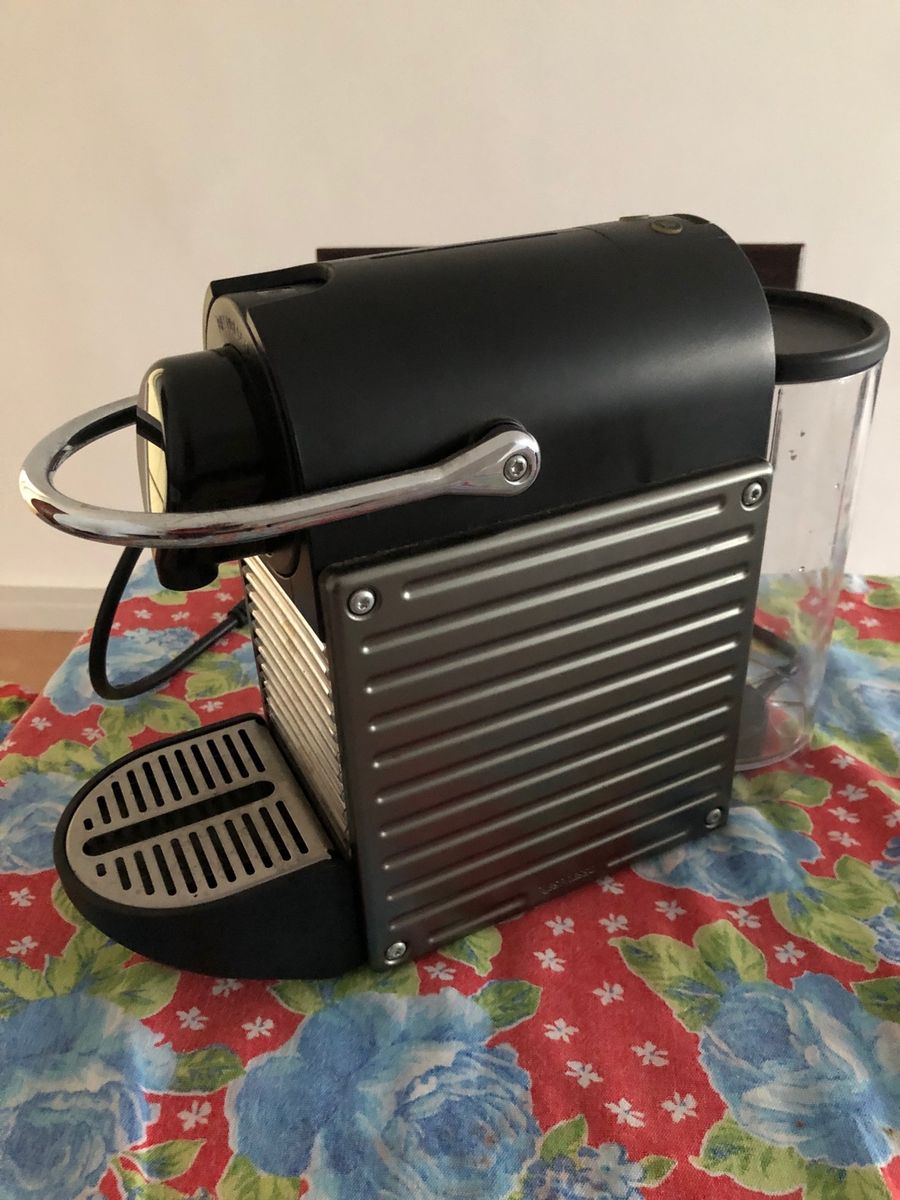 Cafeteira Nespresso C60 Pixie Preta | Eletrodoméstico Nespresso Usado ...