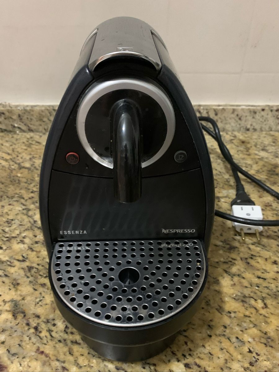 Cafeteira Nespresso Essenza | Eletrodoméstico Nespresso Usado 39834934 | enjoei