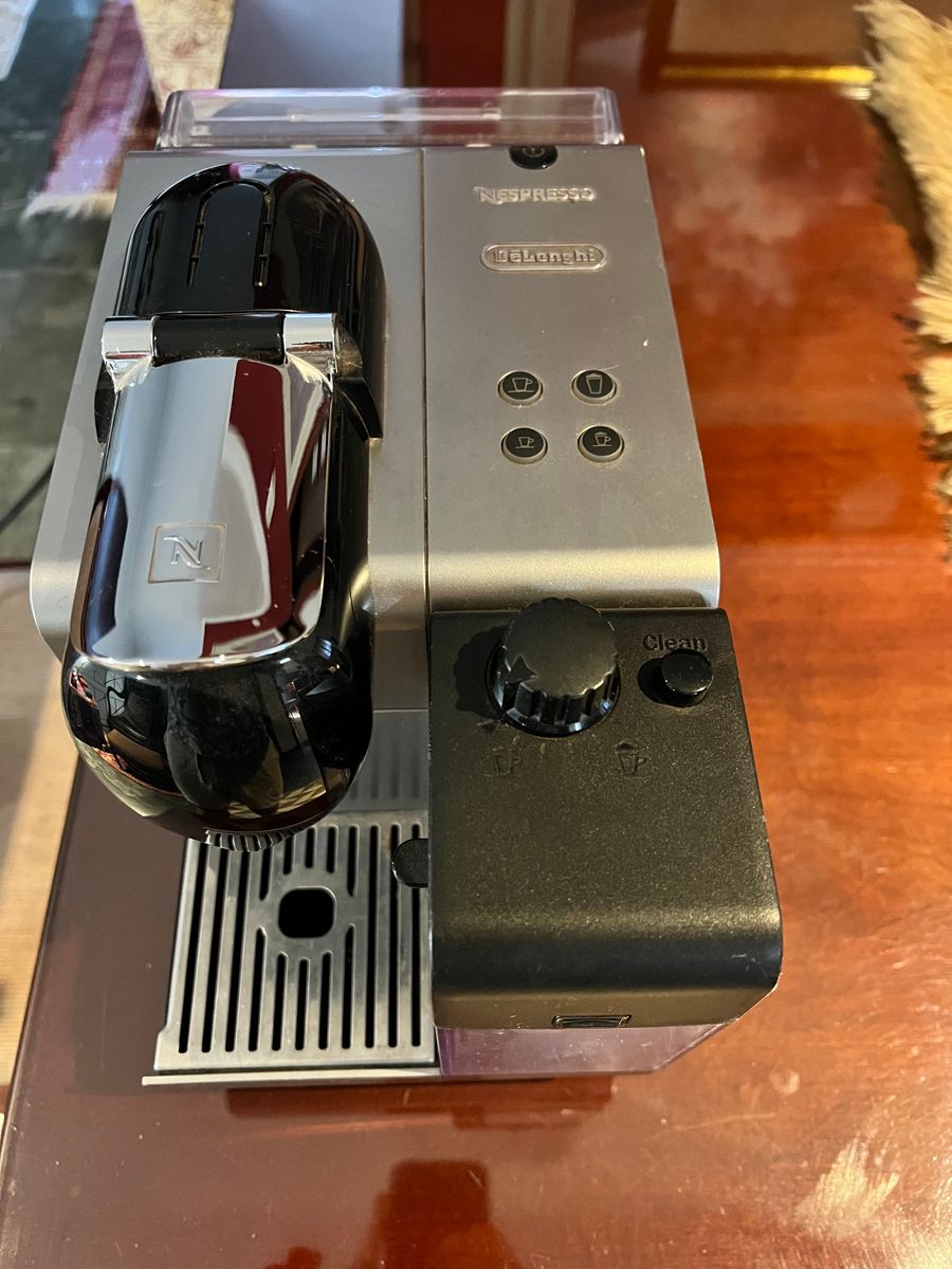 Cafeteira Nespresso Lattissima Plus | Eletrodoméstico De Longhi Nespresso Usado 73018057 | enjoei