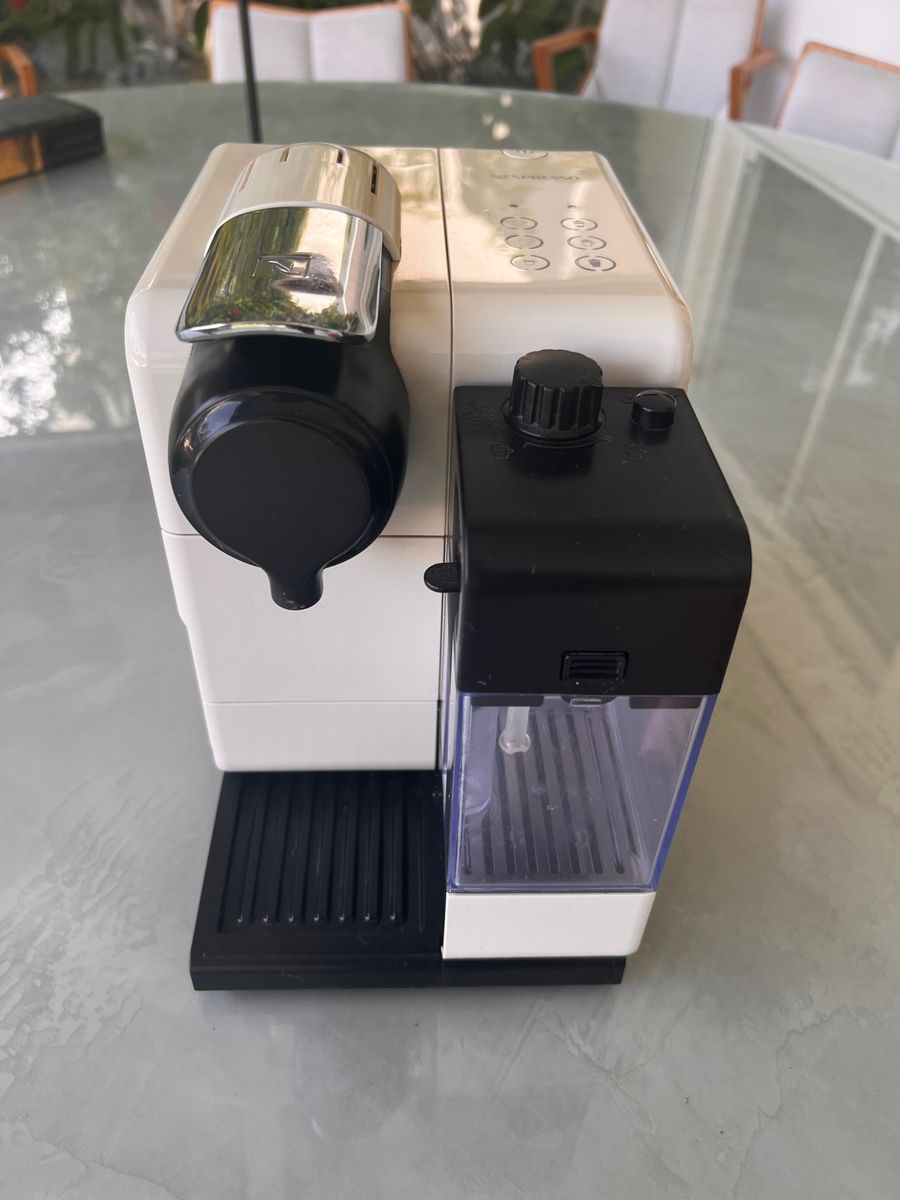 Cafeteira Nespresso Lattissima Touch Automática | Eletrodoméstico Nespresso Usado 82876584 | enjoei