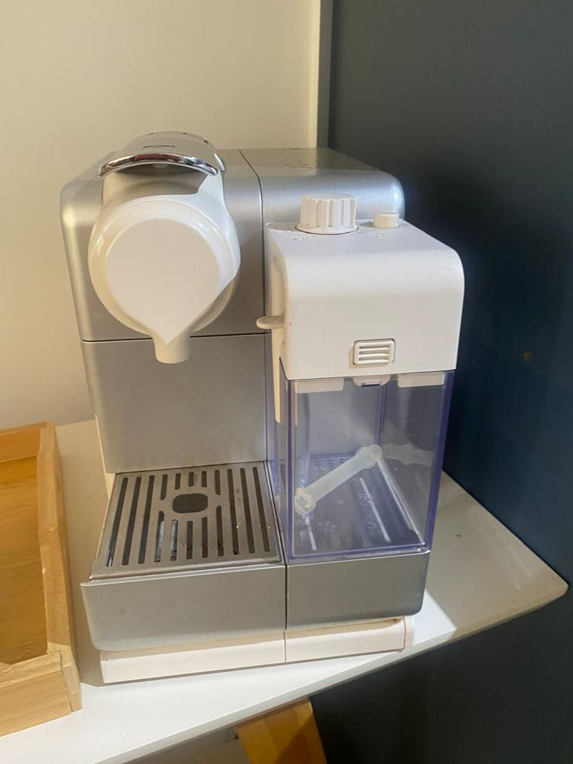 Cafeteira Nespresso Lattissima Touch Branca | Eletrodoméstico Nespresso Nunca Usado 110675243 ...