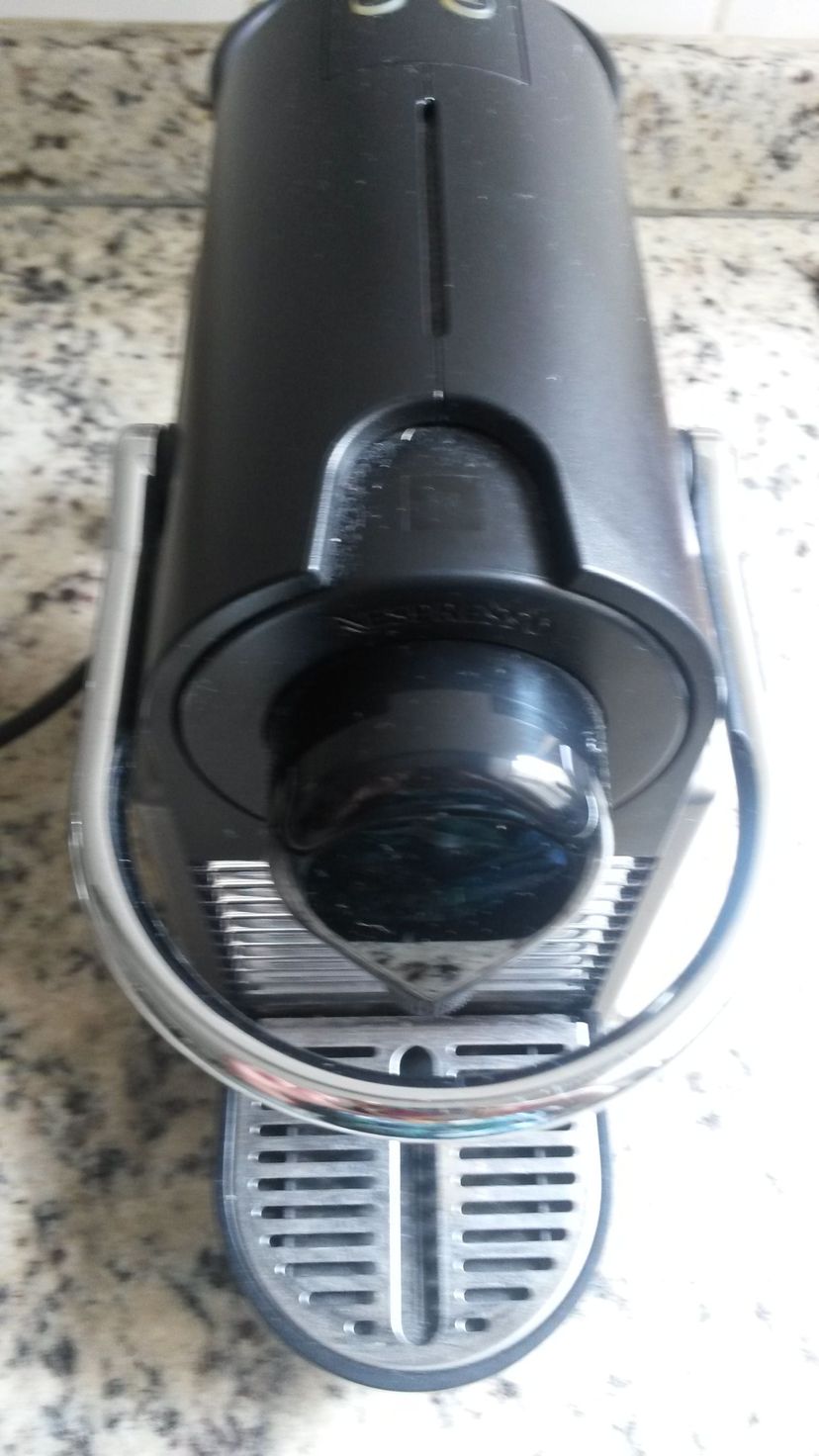 Cafeteira Nespresso - Modelo C60 | Item Info & Eletro Nespresso Usado ...