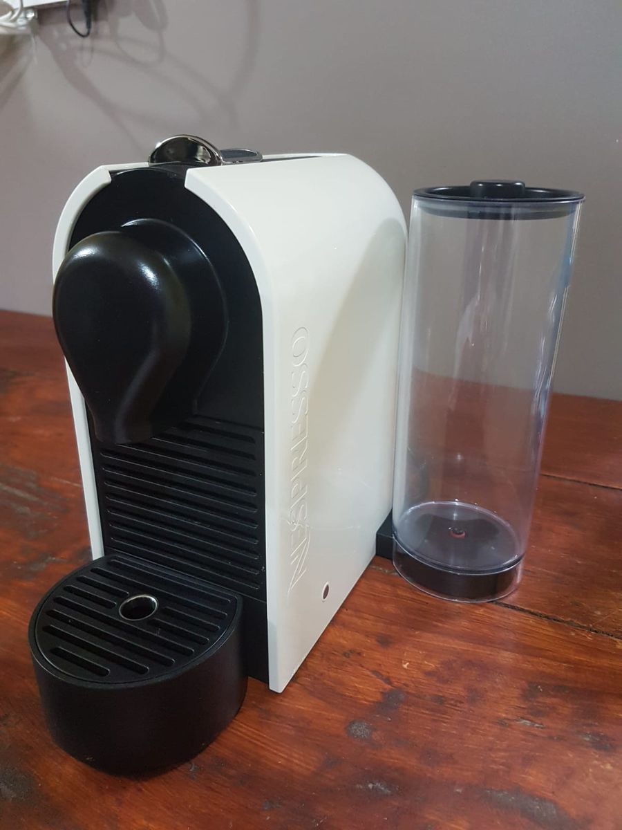 Cafeteira Nespresso U C50 Automática 110v Branca | Eletrodoméstico Nespresso Usado 97098889 | enjoei