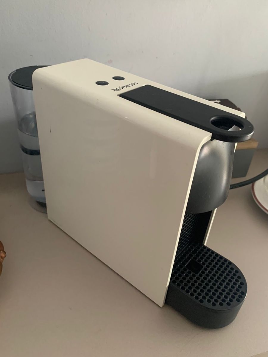 Cafeteira Nespresso | Item Info & Eletro Nespresso Usado 61565199 | enjoei