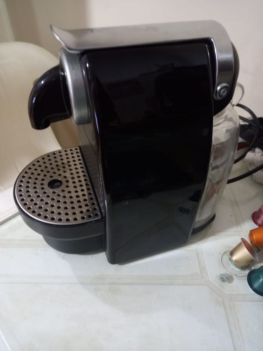Cafeteira Nespresso | Item Info & Eletro Nespresso Usado 67638091 | enjoei