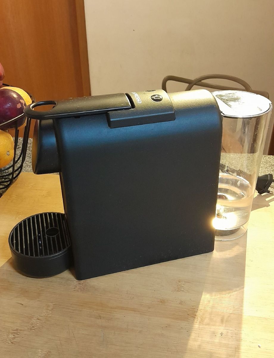 Cafeteira Nespresso | Eletrodoméstico Nespresso Usado 108164115 | enjoei