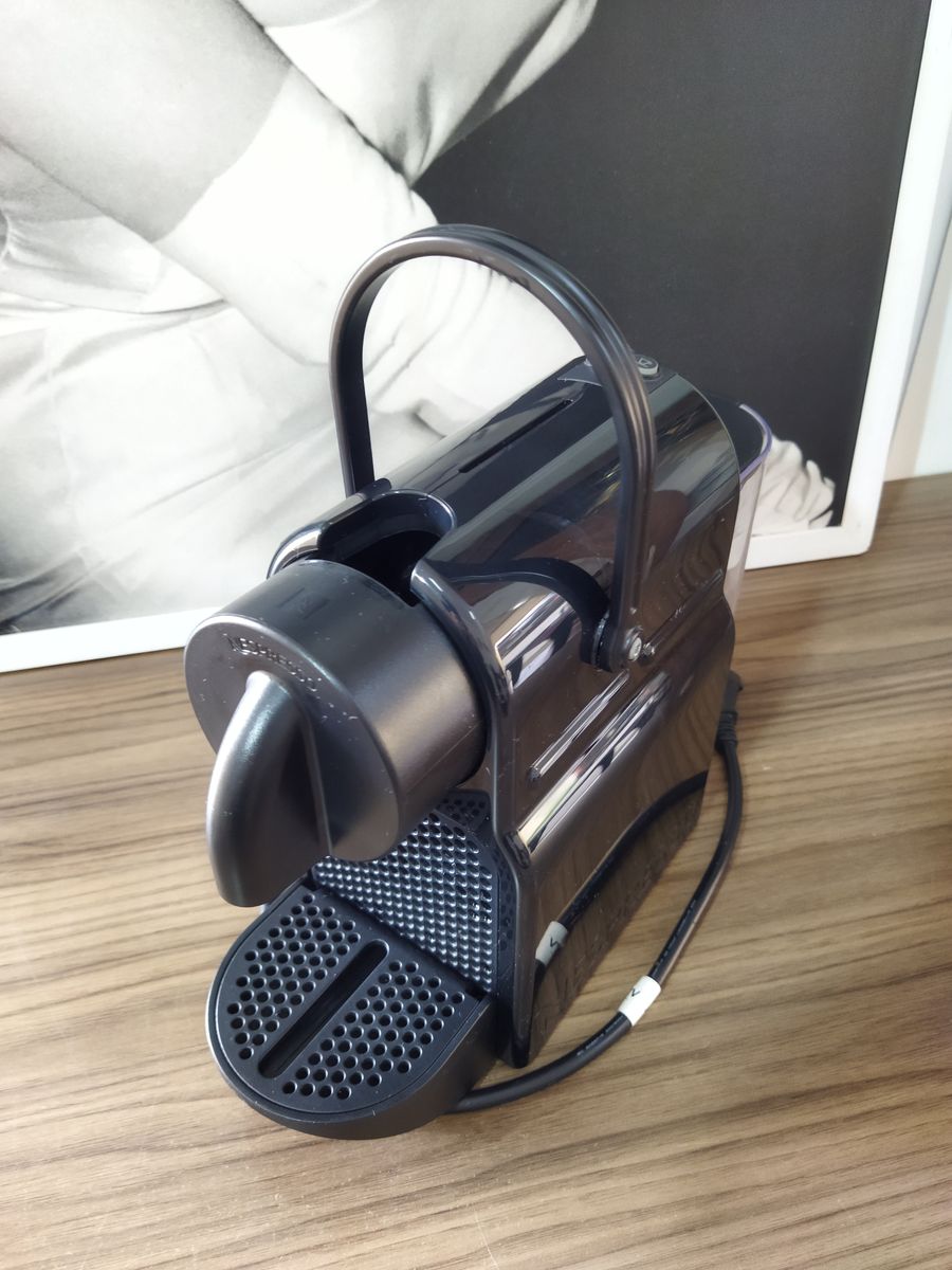 Cafeteira Nespresso | Móvel de Cozinha Nespresso Usado 92695091 | enjoei