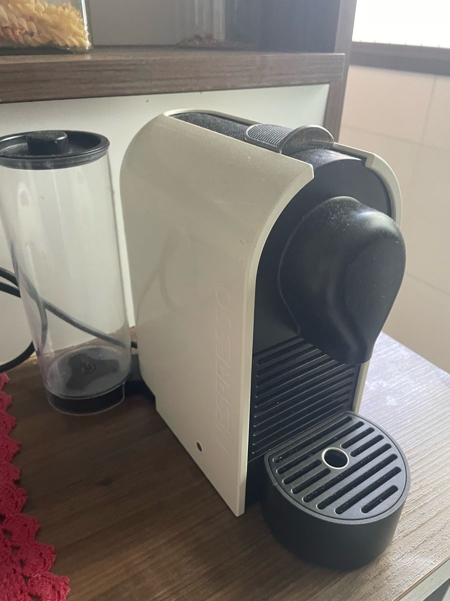 Cafeteira Nespresso | Eletrodoméstico Nespresso Usado 103624136 | enjoei