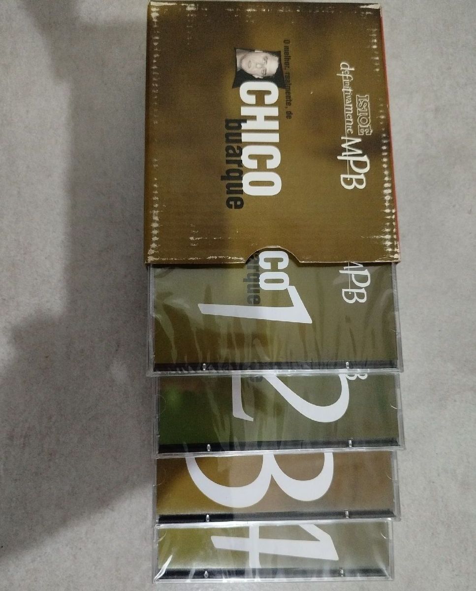 Caixa Box 4 Cd's Lacrados Chico Buarque Istoé | Item de Música Istoé Definitivamente Mpb Usado ...