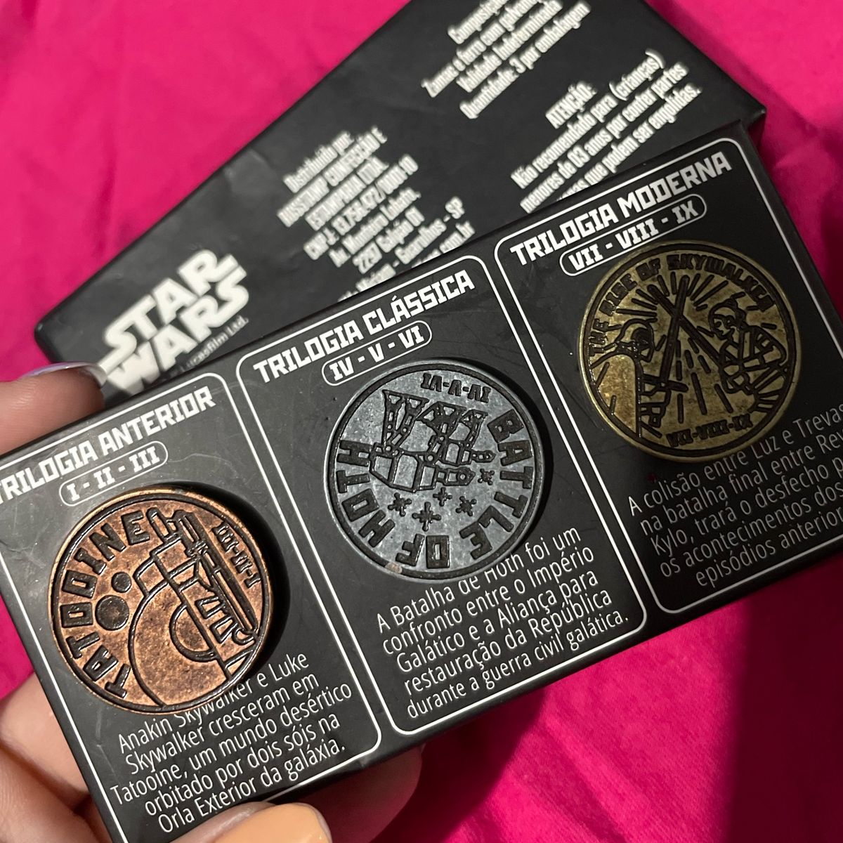 Caixa com 3 Pins Das Trilogias Star Wars - Buttons Broches | Filme e Série Piticas Usado ...
