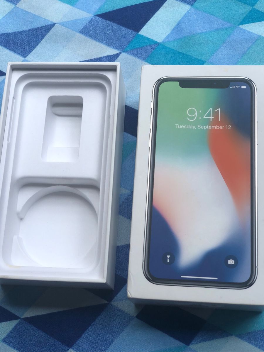 Caixa de Iphone X, Novinha, com Suporte de Fone e Carregador | Iphone ...