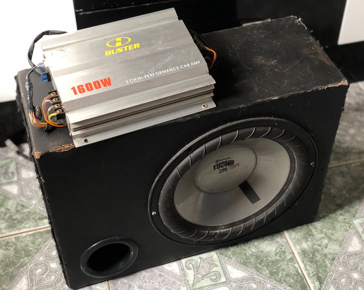 Caixa Selada Automotiva Subwoofer + Módulo H Buster | Carro Tuono Usado ...