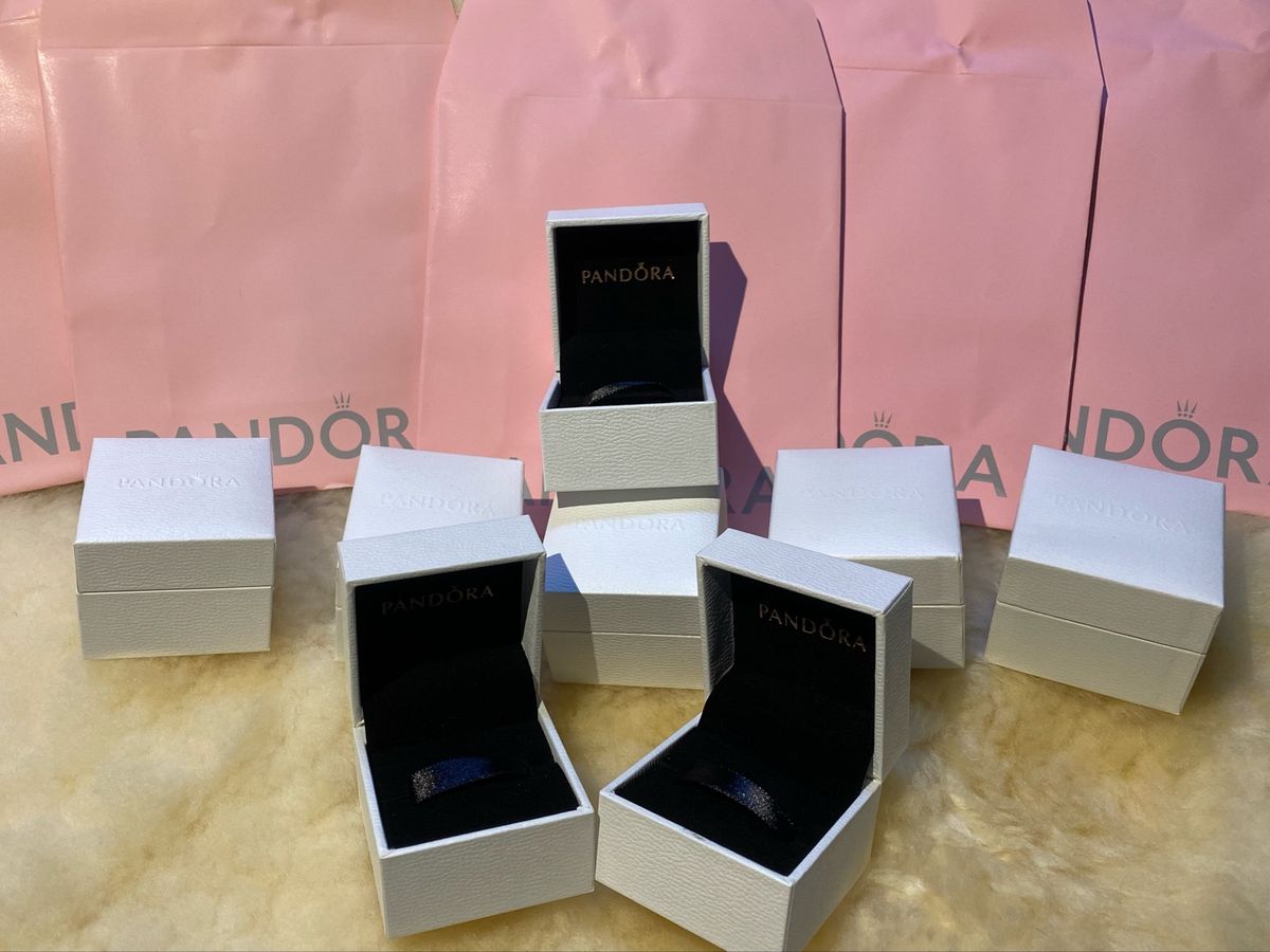 Caixas Pandora + Embalagem para Presente | Jóia Feminina Pandora Nunca ...