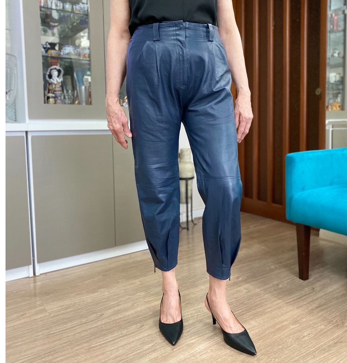 Calça 100% Couro Caprino Azul Marinho, Modelo Clochard, Lindíssima ...