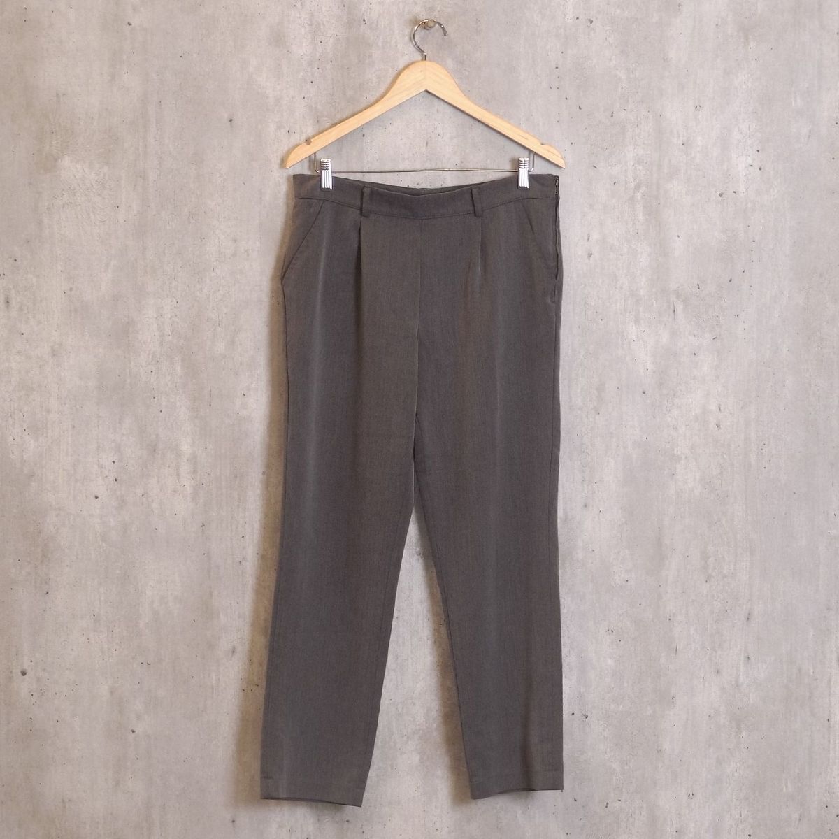 Calça Cinza Tricô Reta Collins | Calça Feminina Collins Usado 76240151 ... Calça Cinza Tricô Reta Collins | Calça Feminina Collins Usado 76240151 ...