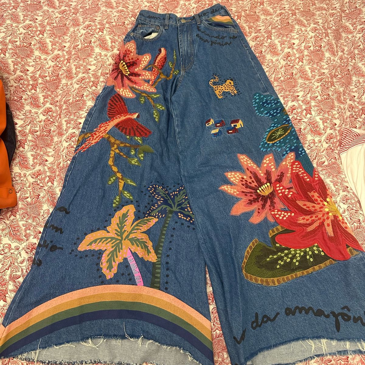 Calça Jeans Pantalona Bordada Farm | Calça Feminina Farm Usado ...