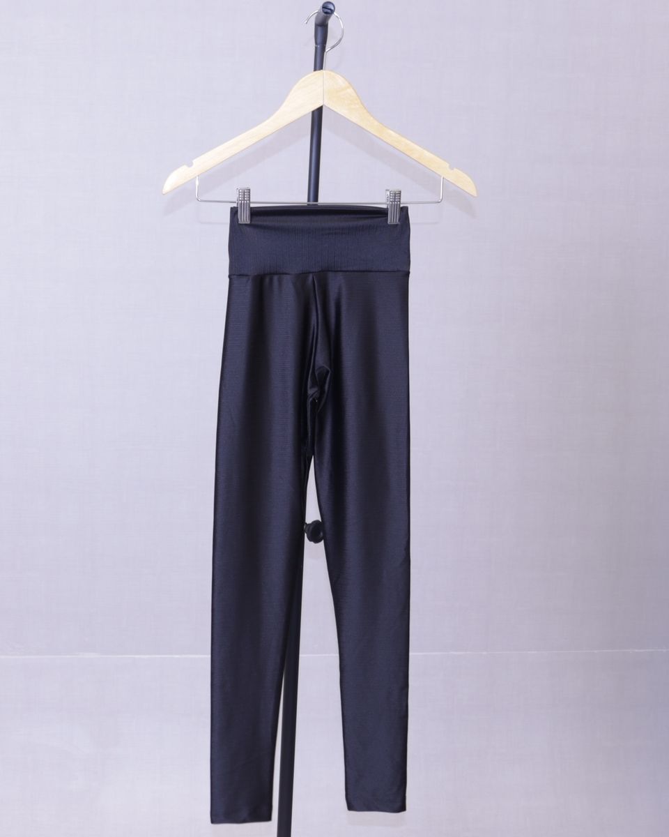 Calça Legging Preta Mace | Calça Feminina Mace Usado 83140655 | enjoei