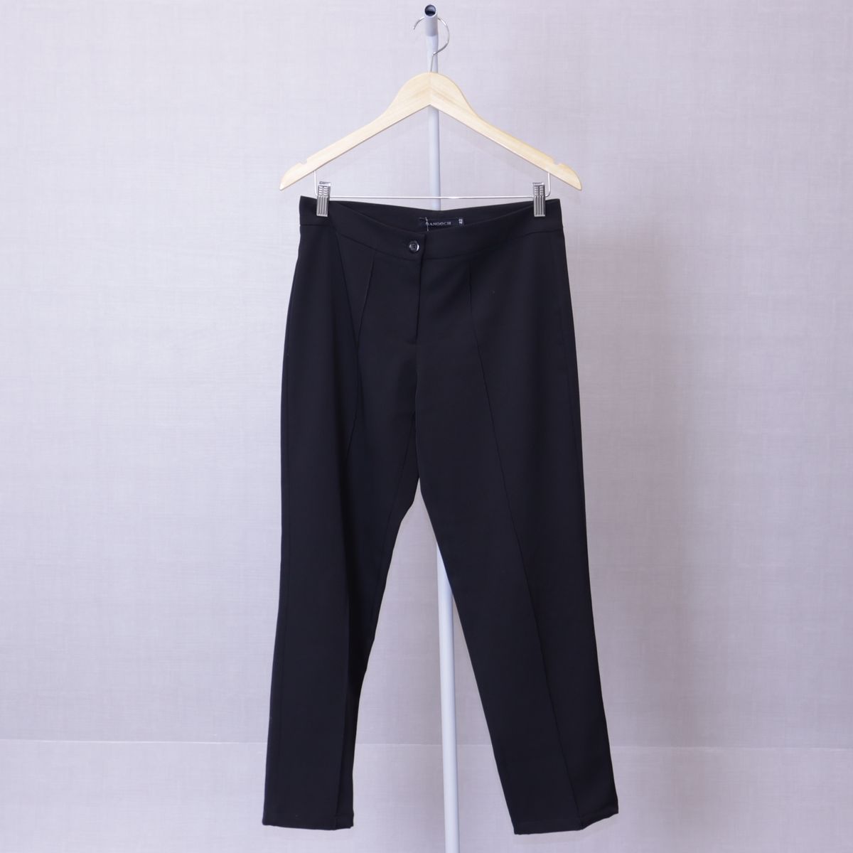 Calça Preta Reta Manooch | Calça Feminina Manooch Usado 83989814 | enjoei