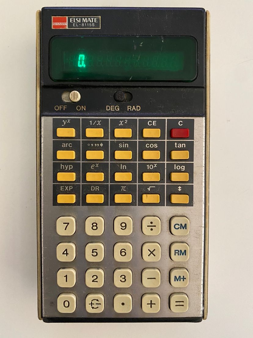 Calculadora Científica Sharp Elsi Mate El-8115s (1977) Funcionando ...