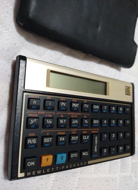 Calculadora Hp12c Dourada/preta Original | Item Info & Eletro Hp Usado 105853135 | enjoei