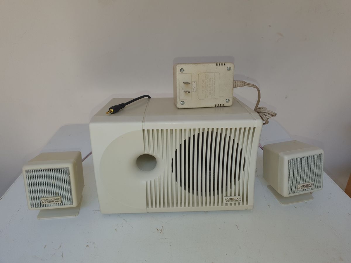 Cambridge Soundworks Pcworks 2.1 | Item de Música Cambridge Soundworks ...