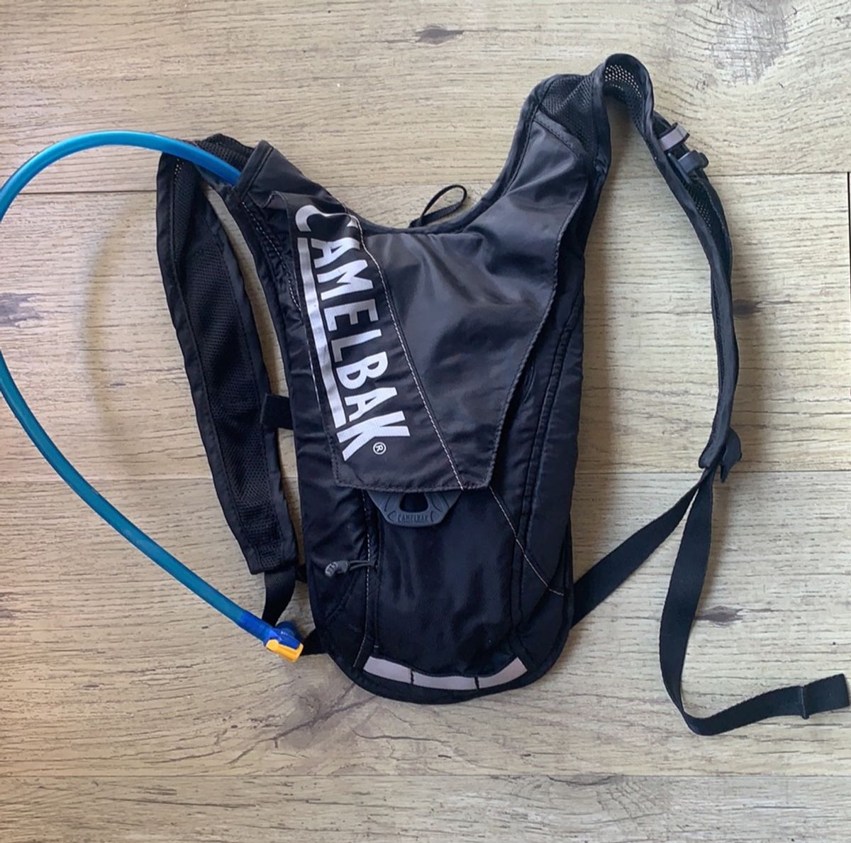 Camelback Original - 2 Litros | Moda Esportiva Feminina Camelback Usado ...