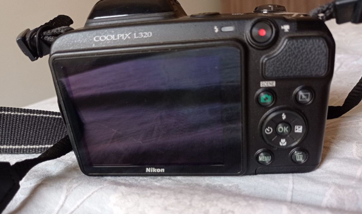 Câmera Coolpix L320 | Filme e Série Nikon Usado 50859397 | enjoei