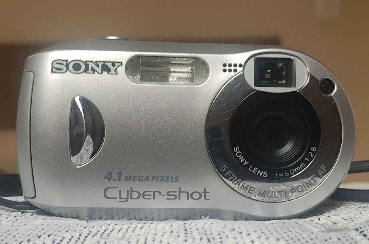 Câmera Fotográfica Digital Sony Cyber-shot 4.1 Dsc-p41 | Máquina ...