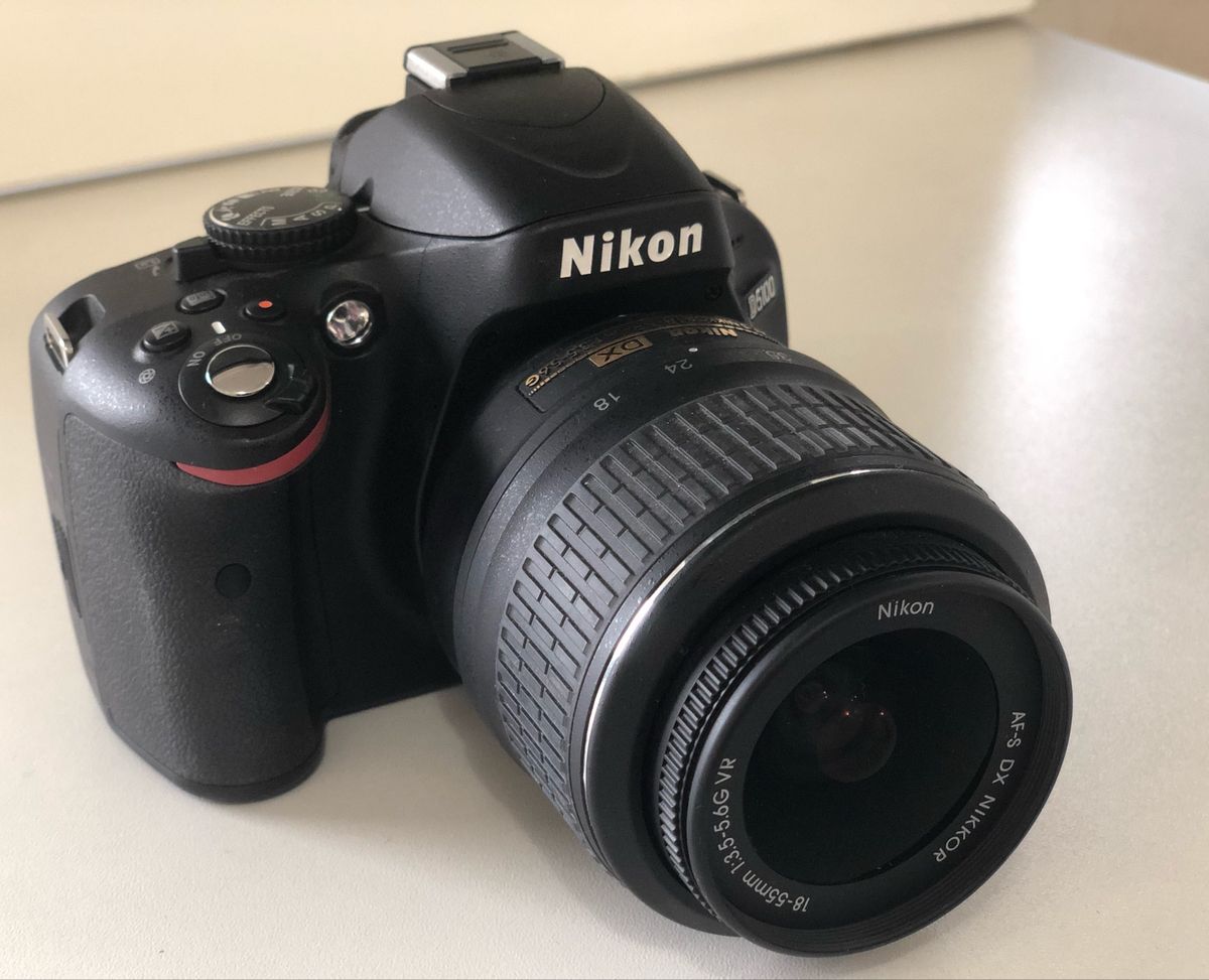 Câmera Fotográfica Nikon Profissional, Modelo D5100 | Cacareco Nikon ...