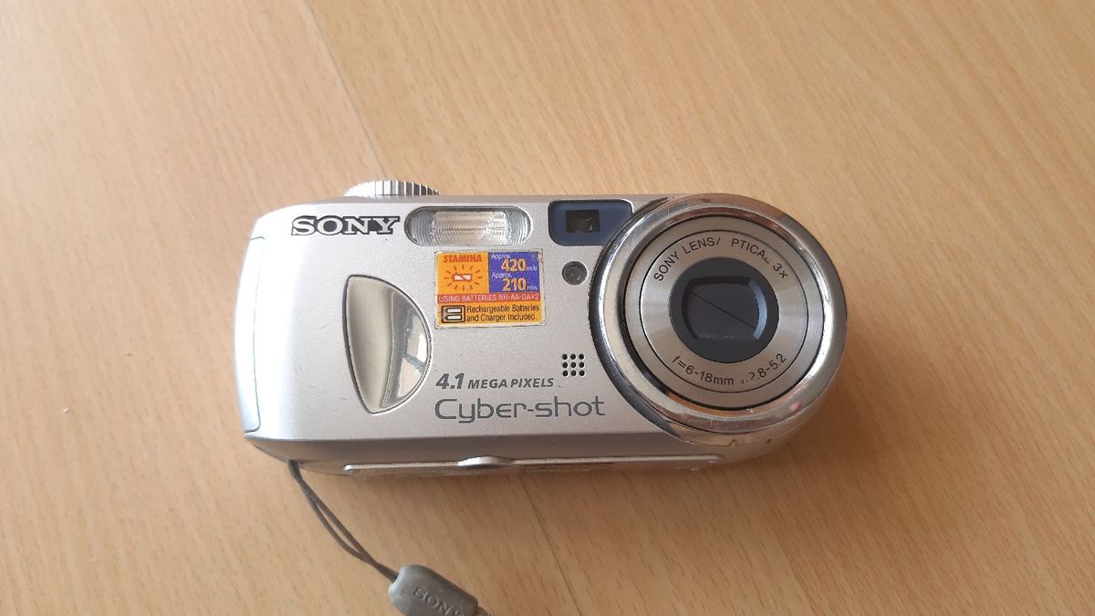 Câmera Sony Cyber-shot Dsc-p73 | Máquina Fotográfica Digital Sony Usado ...