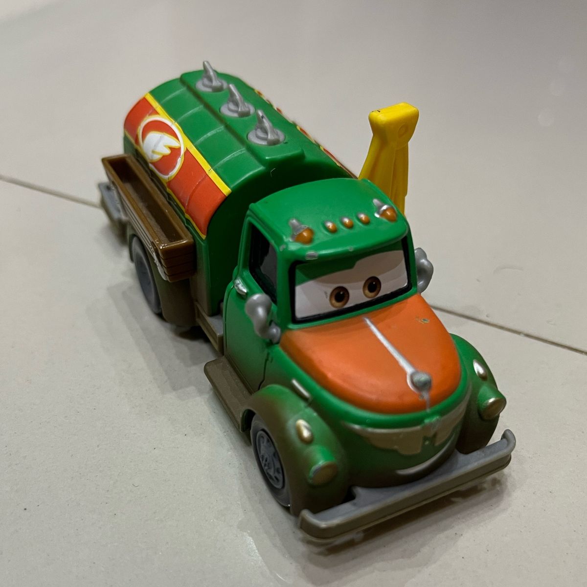 Caminhão Chug Metal Filme Aviões Original | Brinquedo Mattel Usado ...