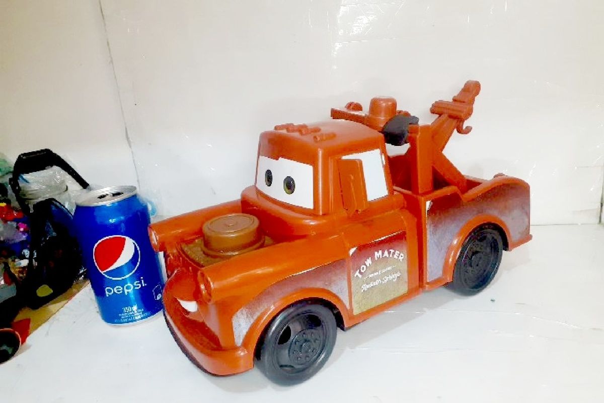 Caminhao Guincho Mate Grande 35cm do Desenho Cars | Brinquedo Disney ...