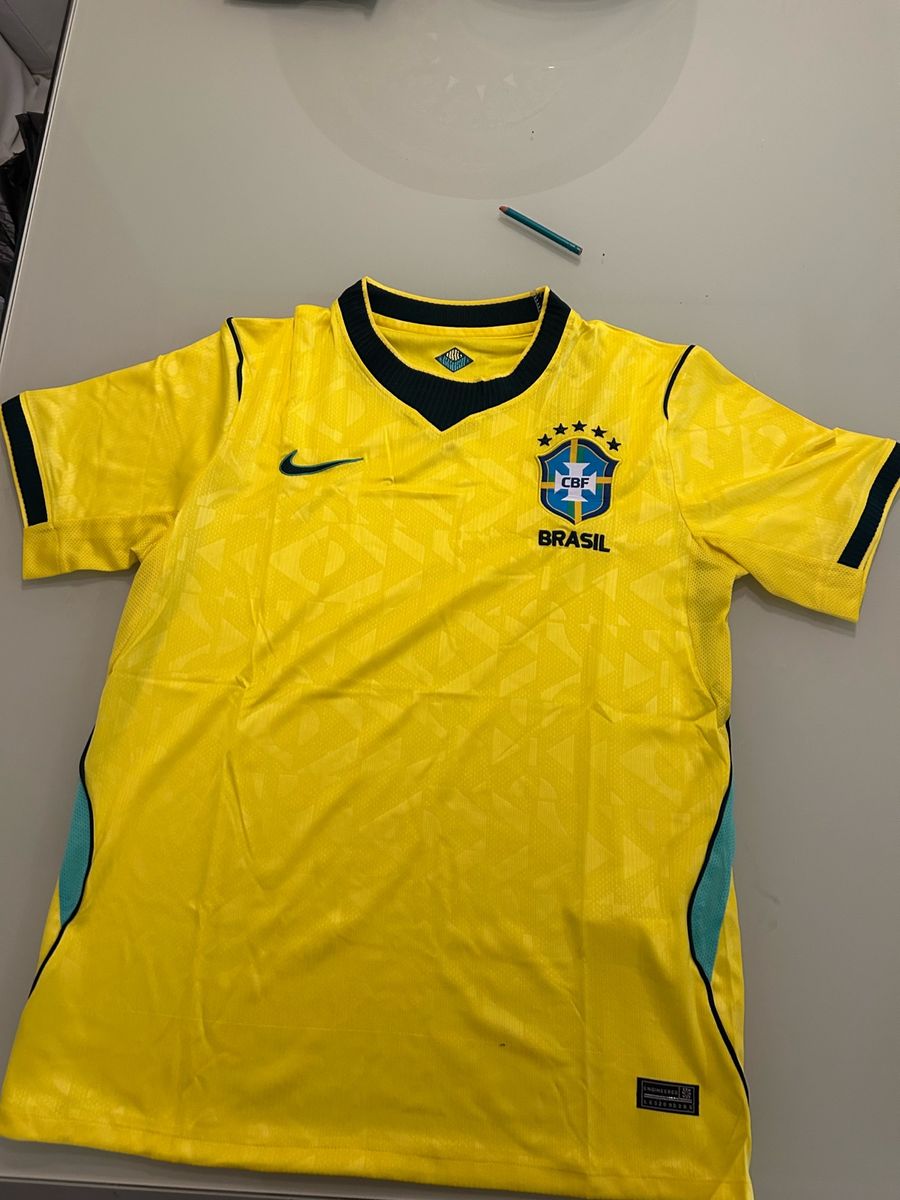 Camisa Brasil Versão Jogador Nike Amarela M | Camiseta Masculina Nike ...