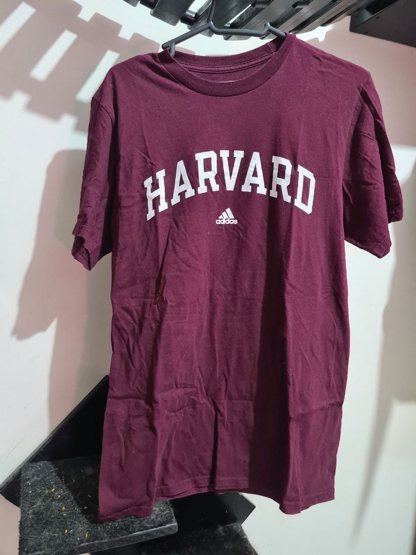 Camiseta Adidas Harvard | Blusa Feminina Adidas Usado 128581001 | enjoei