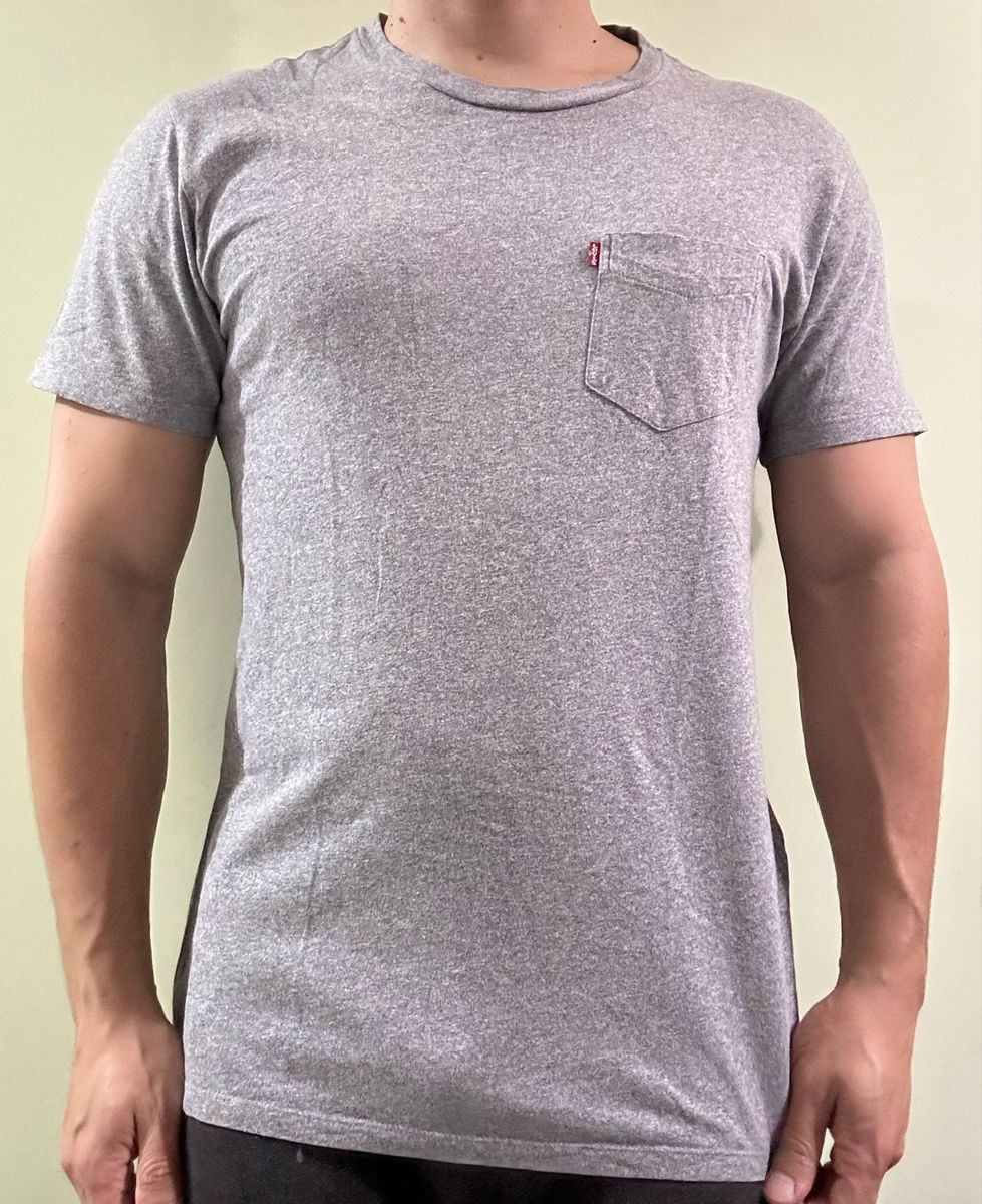 Camiseta Cinza Levis -b4 | Camiseta Masculina Levi's Usado 80770596 | enjoei
