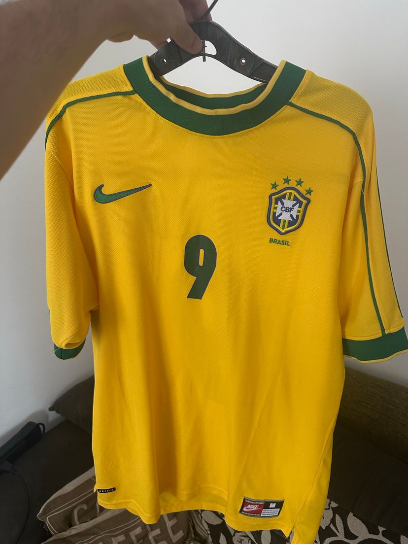 Camiseta R9 Brasil 1998 Nike Ronaldo Fenômeno com Nome e Número ...