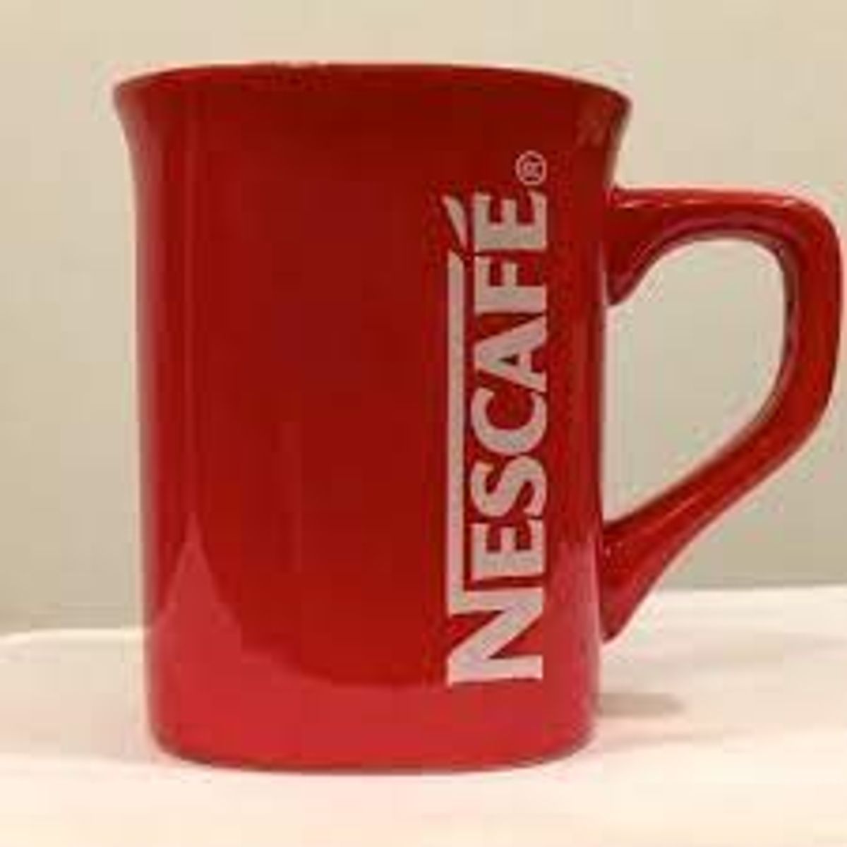 Caneca Capuccino Vintage Nescafé | Móvel de Cozinha Nescafé Usado ...