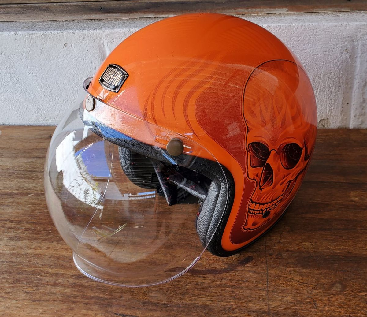 Capacete Urban Helmets Modelo Tracer com Arte de Tucci | Roupa ...