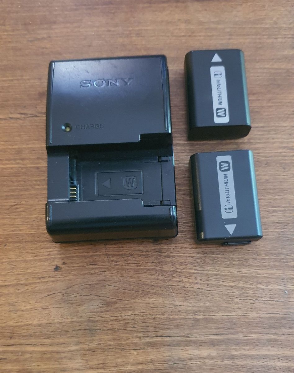 Carregador e Bateria W Máquina Fotográfica Sony | Lente e Acessório de ...