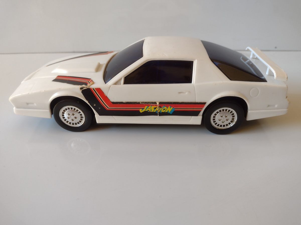 Carro Jaspion Anos 90 | Móvel de Antiquário Glasslite Usado 94462785 ...