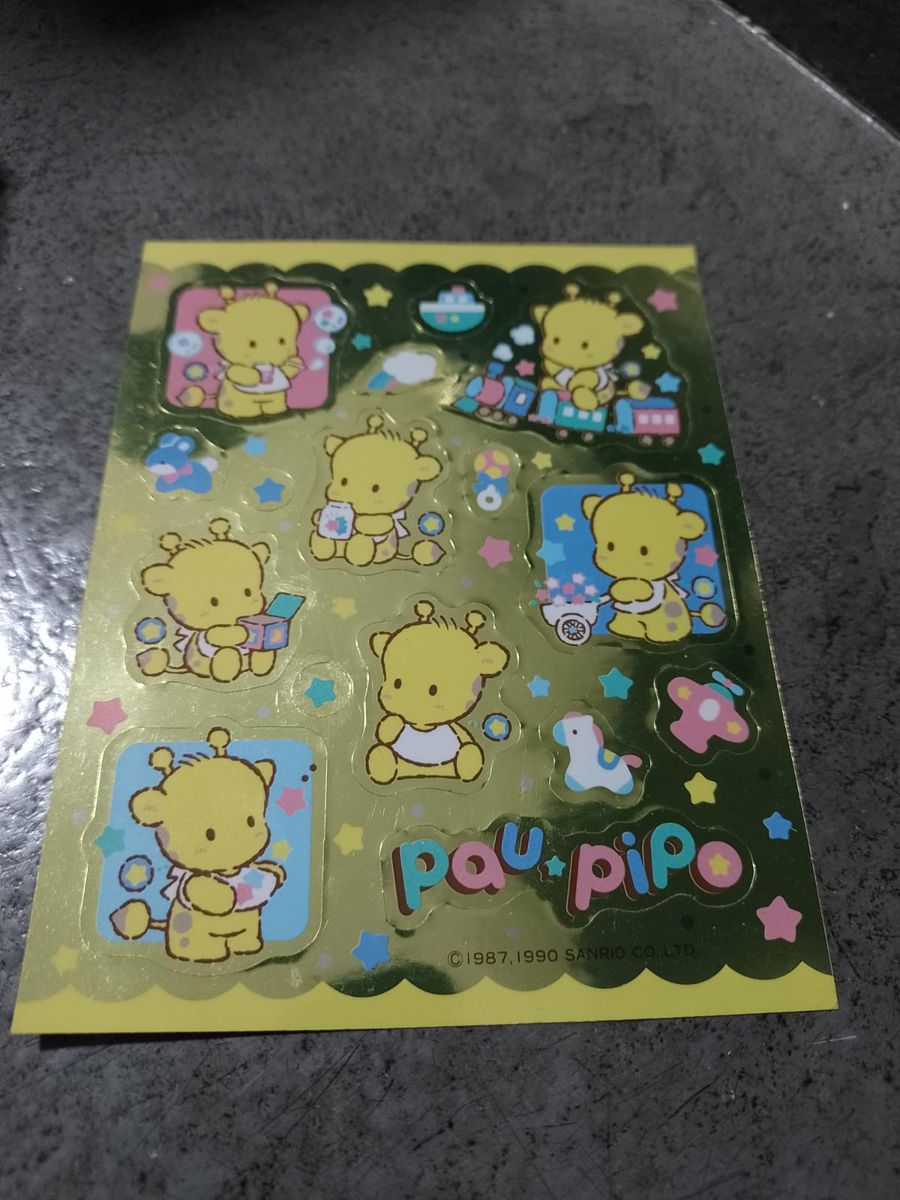 Cartela de Adesivos do Pau Pipo | Produto Feminino Sanrio Nunca Usado ...