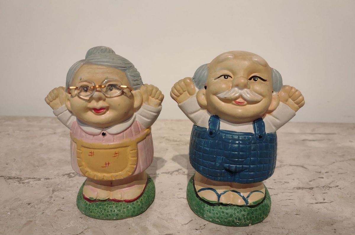Casal Japonês Cofres Vovó e Vovó Bachan Dichan | Móvel de Antiquário ...